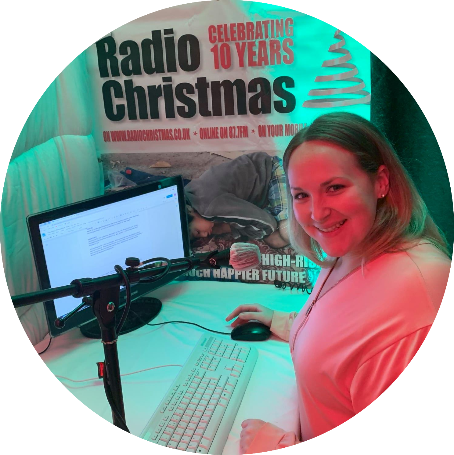 News Readers - Radio Christmas