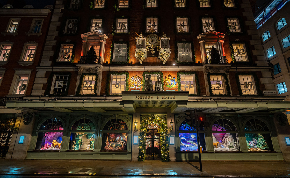 The Magic of London’s Christmas Windows - Radio Christmas